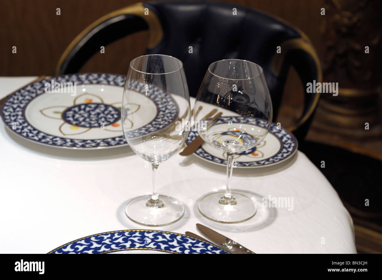 Place setting hi-res stock photography and images - Alamy