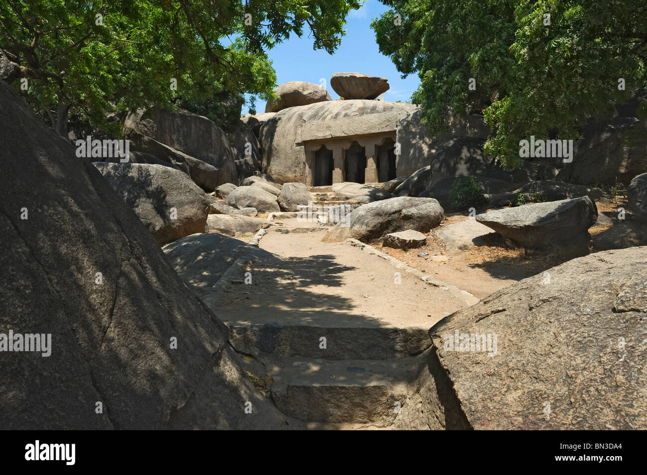 India Tamil Nadu Mamallapuram the Adivaraha Cave temple Stock Photo - Alamy