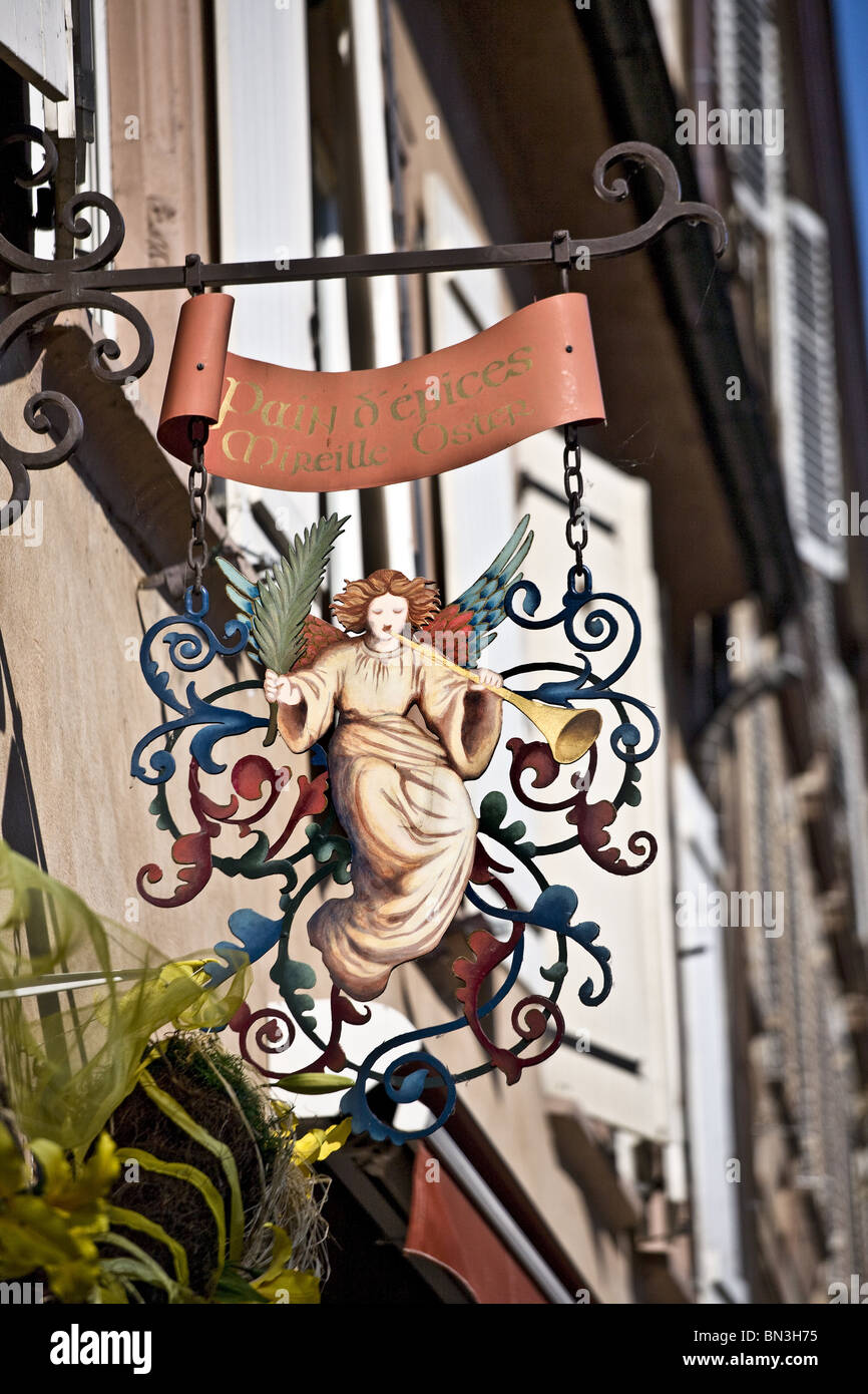 Strasbourg street signs hi-res stock photography and images - Alamy