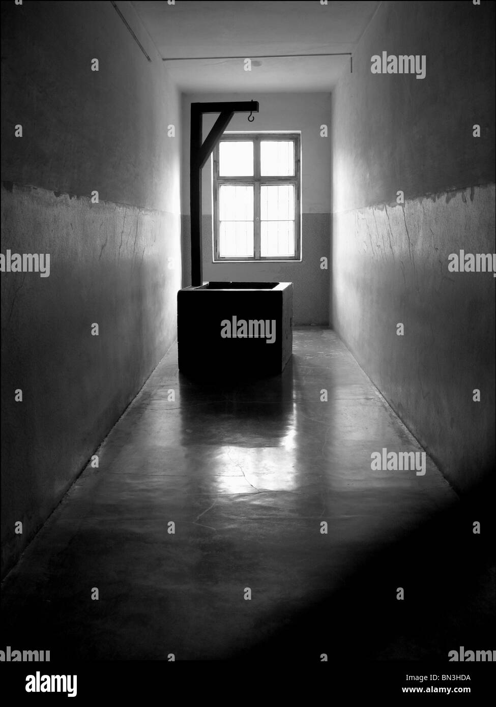 Two gallows hi-res stock photography and images - Alamy