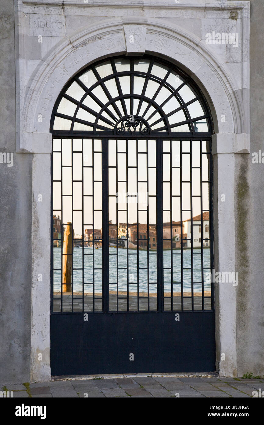 View through stone gate hi-res stock photography and images - Alamy