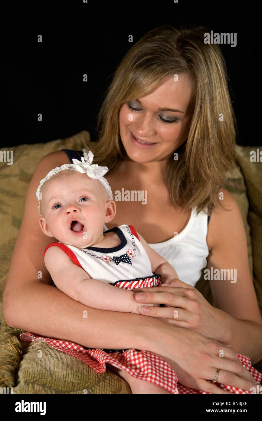 Newborn baby mother holding hi-res stock photography and images - Alamy
