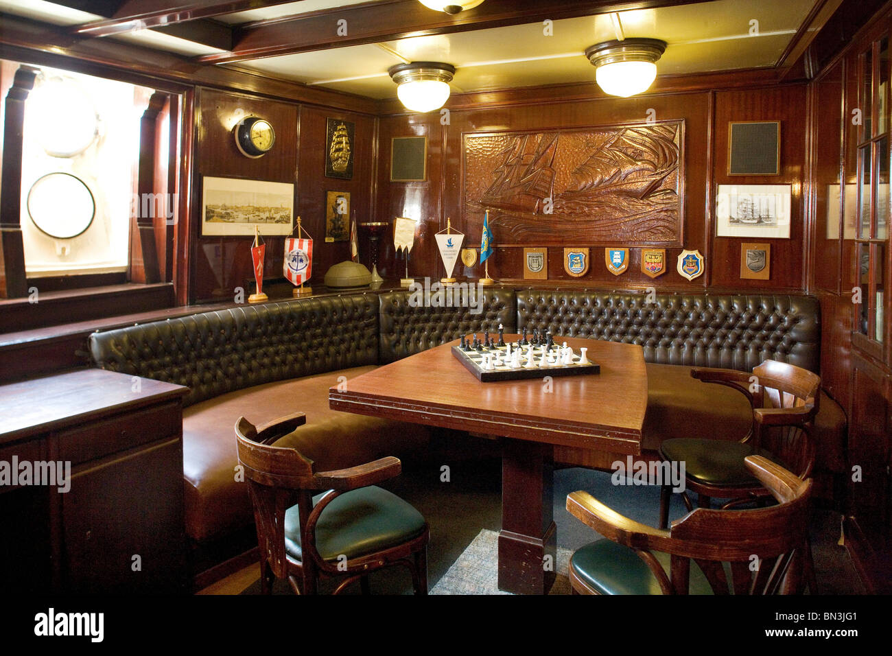 Ship cabin design hi-res stock photography and images - Alamy