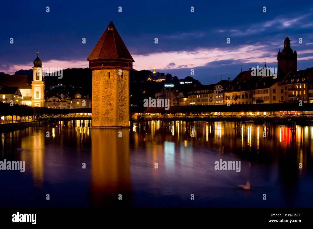 Chapel bridge lucerne hi-res stock photography and images - Alamy