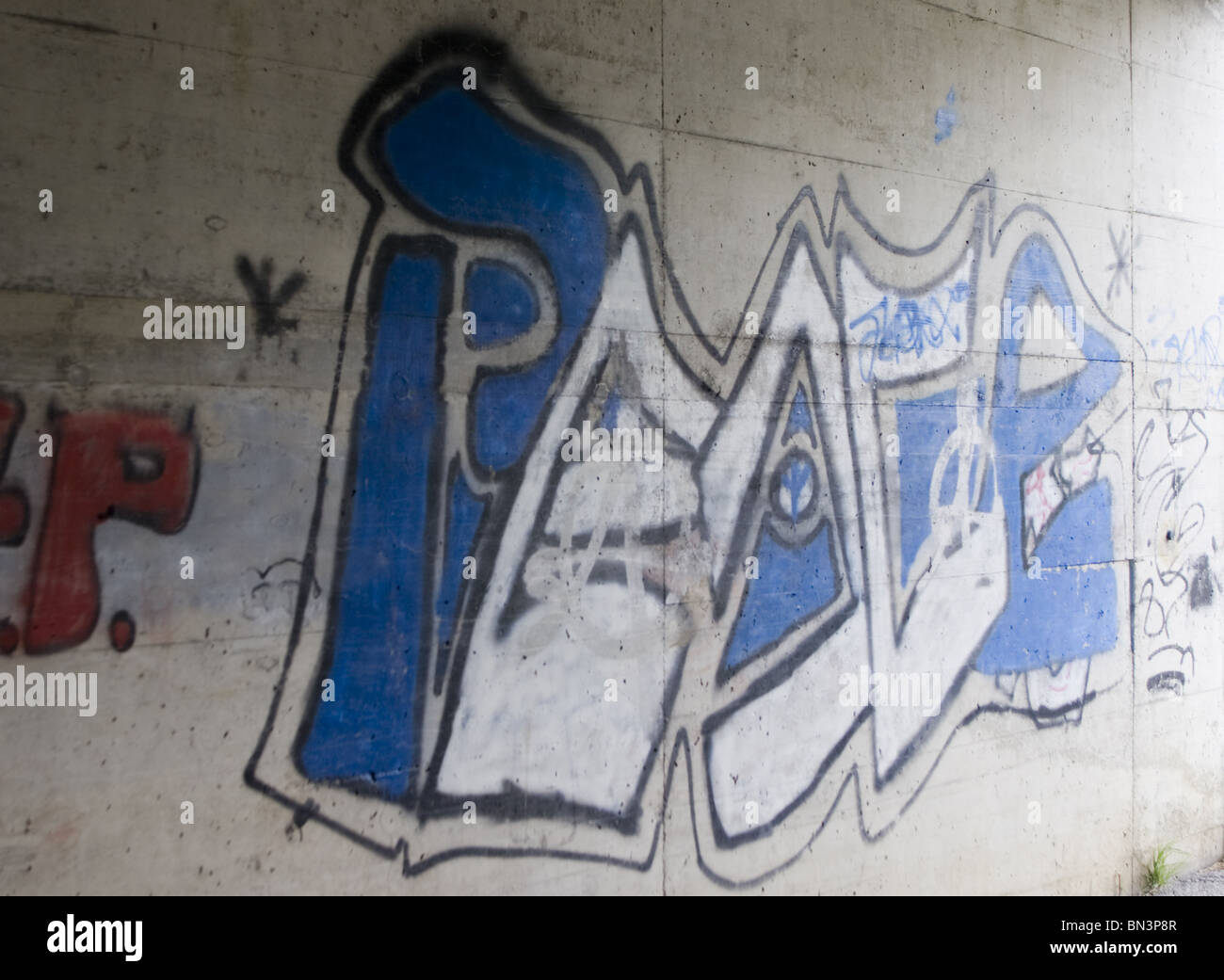 Spray painted peace sign High Resolution Stock Photography and Images ...