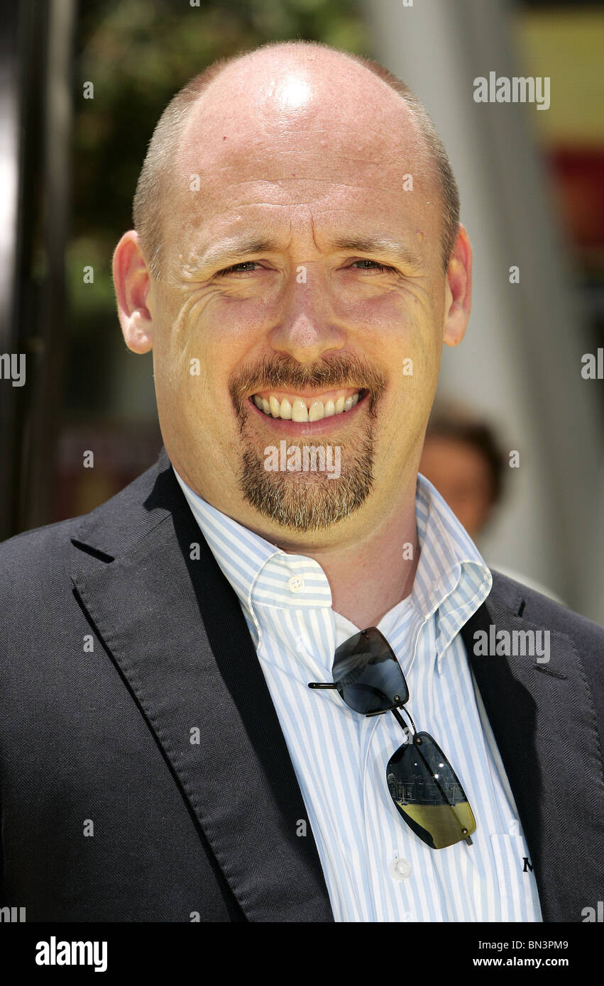 CHRIS RENAUD DESPICABLE ME PREMIERE NOKIA THEATRE LOS ANGELES USA 27 ...