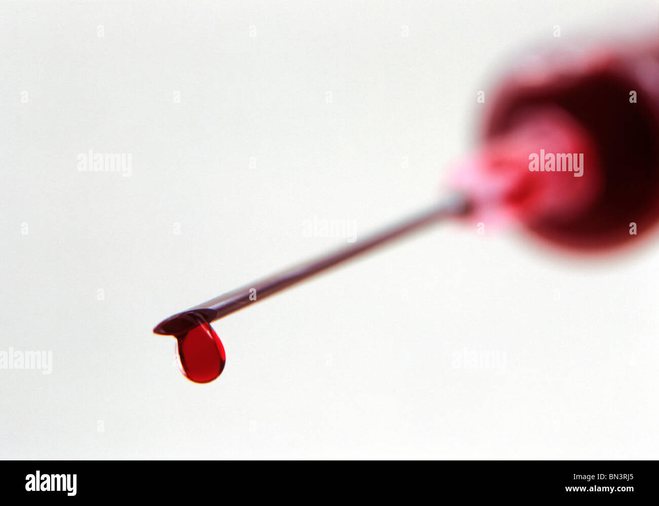 Blood and needle hi-res stock photography and images - Alamy