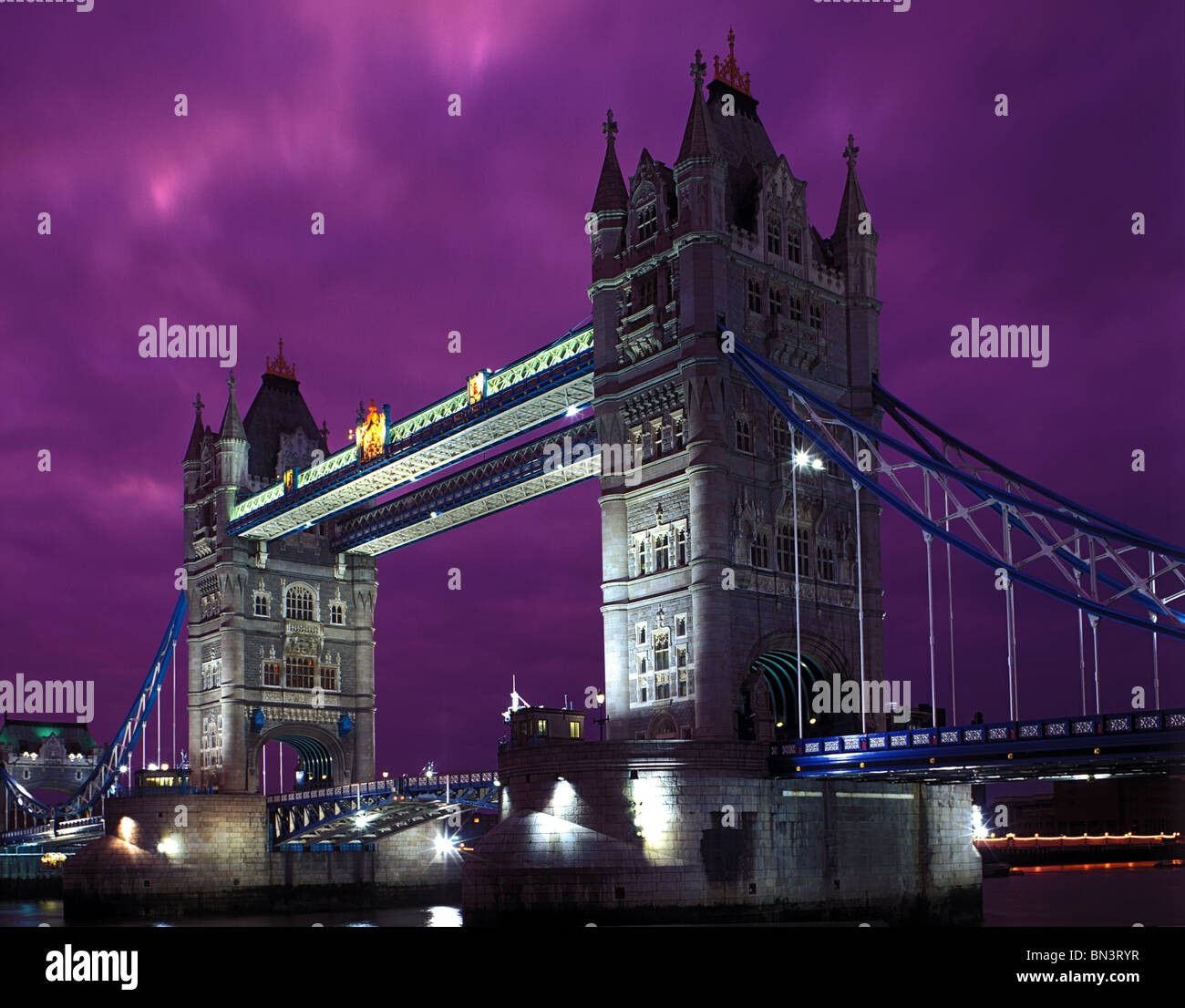 Tower bridge across river, Tower Bridge, Thames River, London, England ...