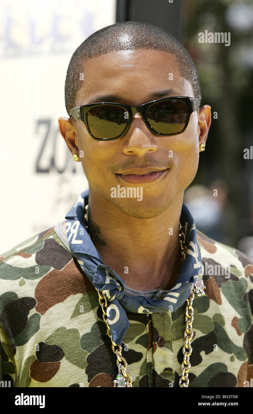 PHARRELL WILLIAMS DESPICABLE ME PREMIERE NOKIA THEATRE LOS ANGELES USA ...