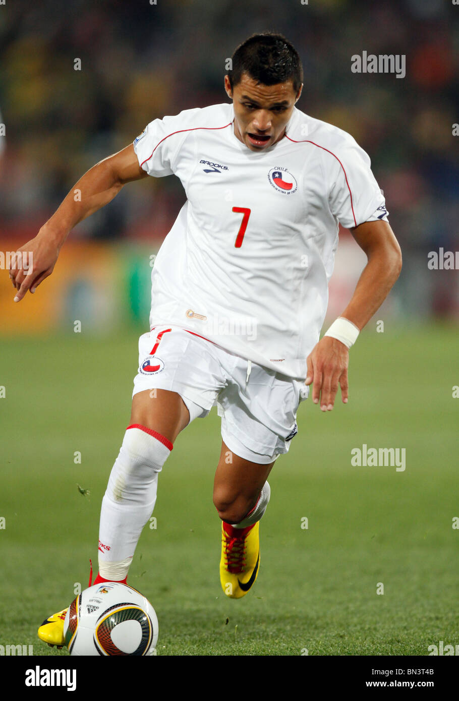 ALEXIS SANCHEZ BRAZIL V CHILE ELLIS PARK JOHANNESBURG SOUTH AFRICA 28 ...