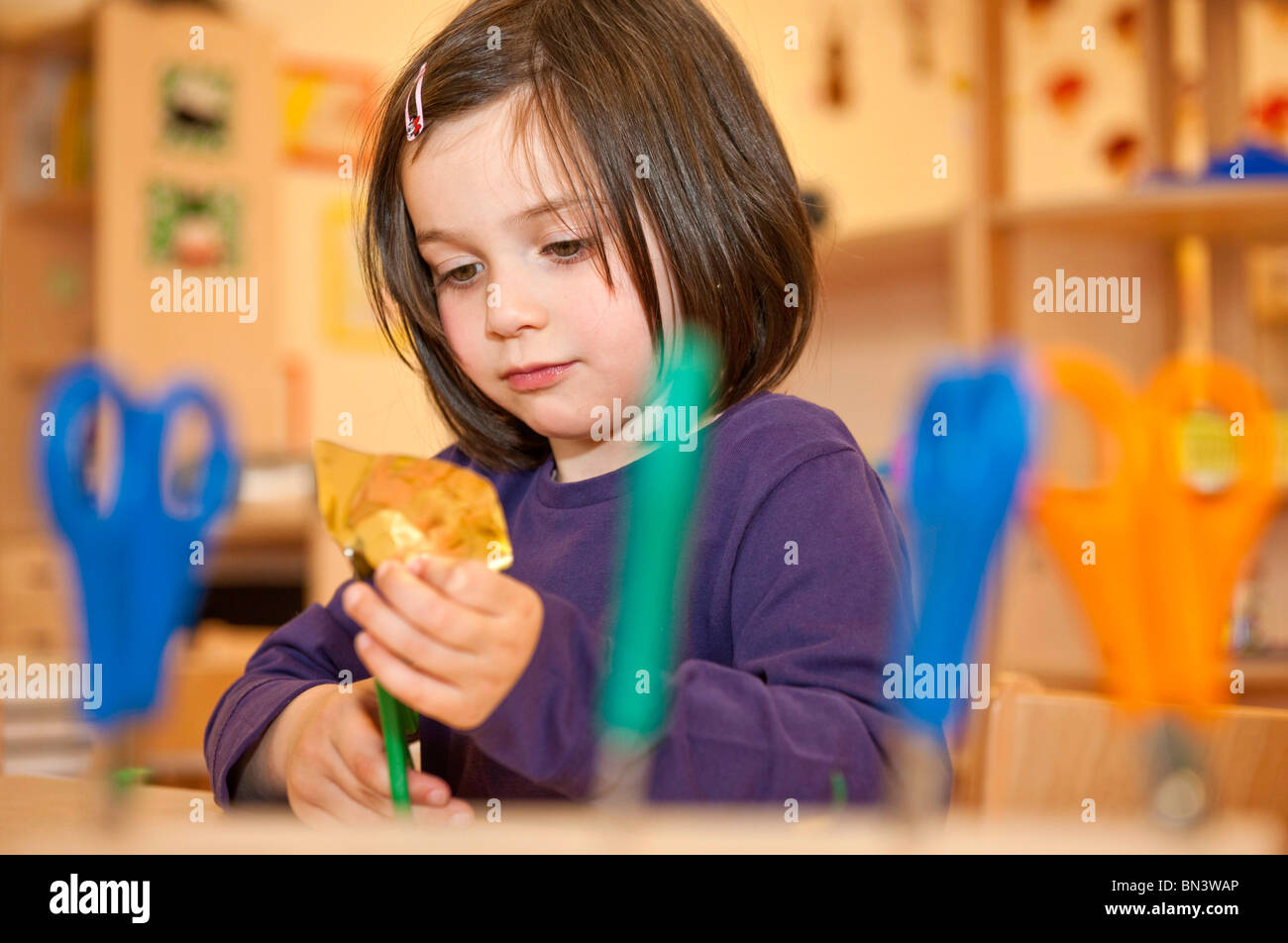 Pairs of scissors hi-res stock photography and images - Alamy