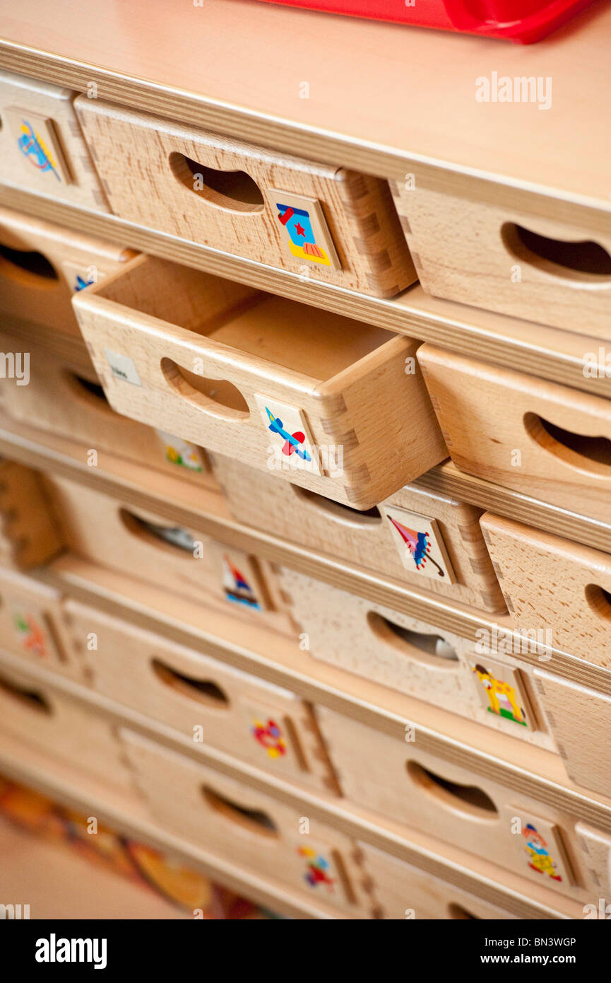 Number drawers hi-res stock photography and images - Alamy