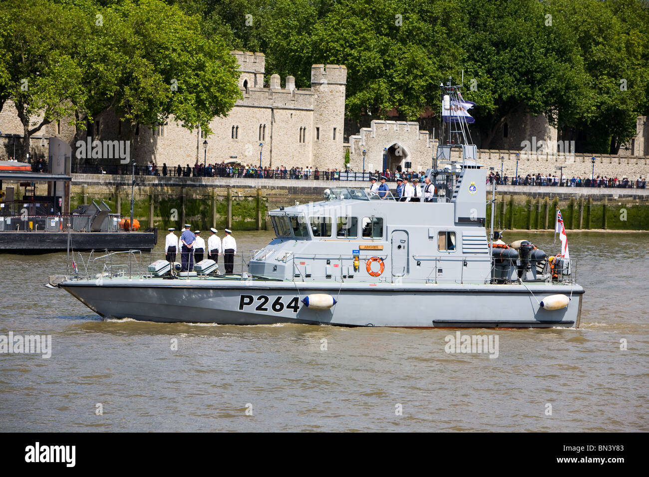 HMS Archer, the Royal Navy University Training Ship passing the Tower ...