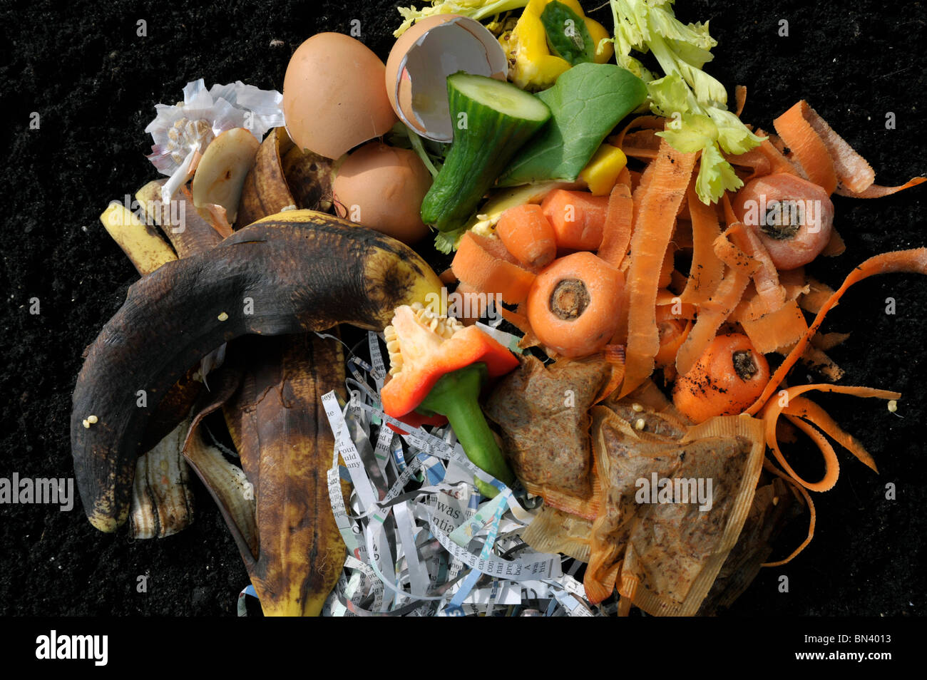 Fruit and vegetable waste on a garden compost heap Stock Photo - Alamy