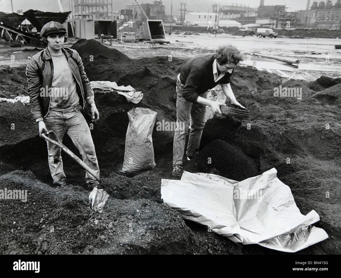 Striking Miners forage for coal Stock Photo - Alamy