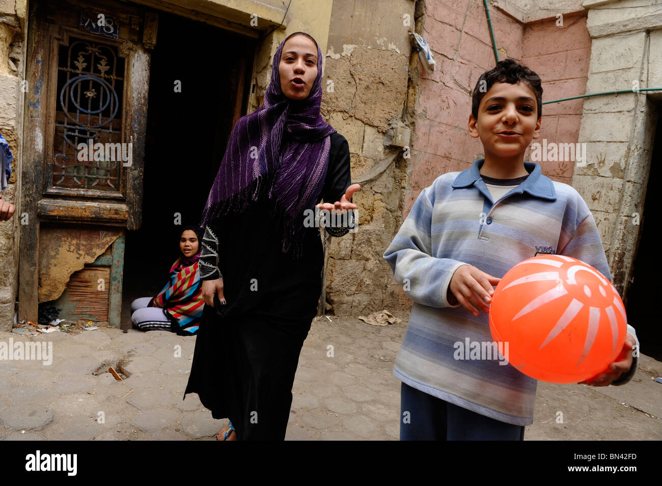 childrens posing , in the back streets of Al Ghuriyya(al ghariya ...