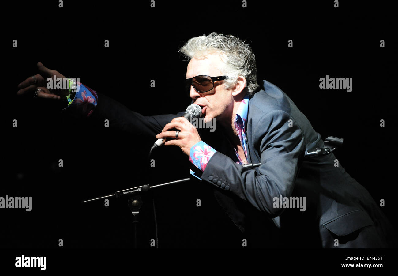 Larry love hi-res stock photography and images - Alamy