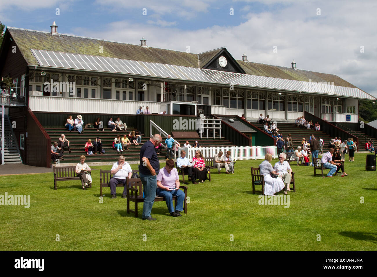 Perth racecourse hi-res stock photography and images - Alamy