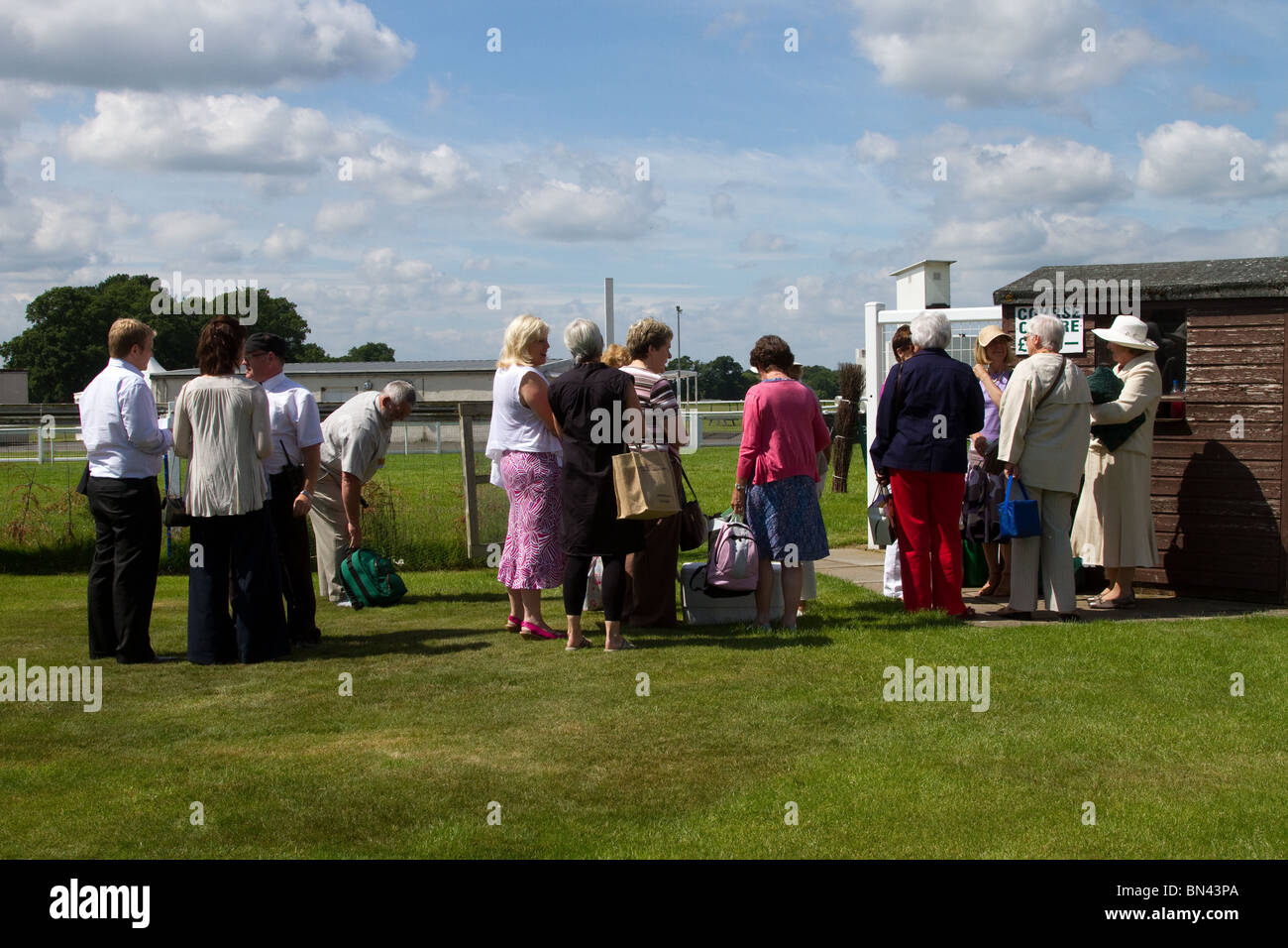 Perth racecourse hi-res stock photography and images - Alamy