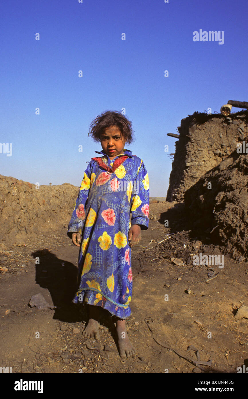 Poor child Cairo Egypt Stock Photo - Alamy