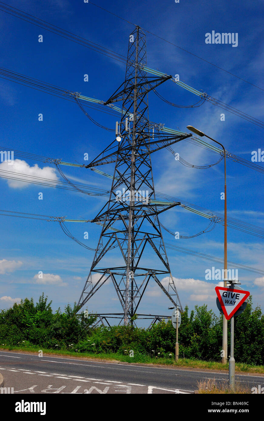 Lighting pylon hi-res stock photography and images - Alamy