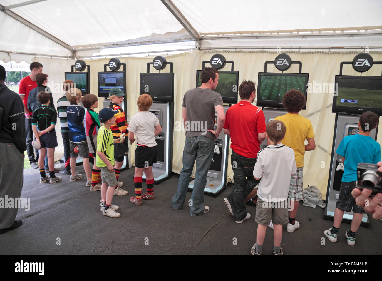 Microsoft Xbox360 High Resolution Stock Photography and Images - Alamy