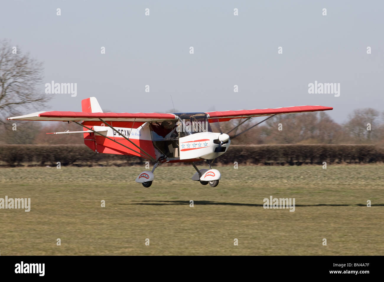 Skyranger 912 (2) G-CCXN microlight aircraft landing at Breighton ...