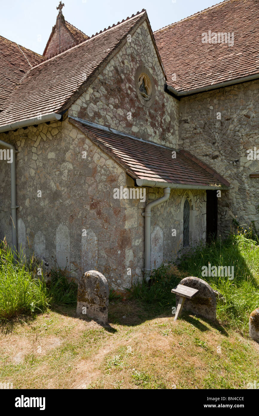 In the churchyard of st marys church hi-res stock photography and ...