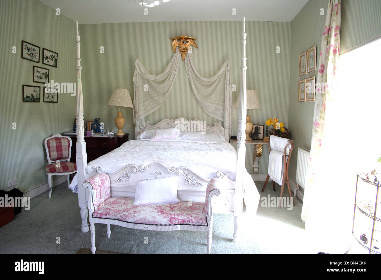Loughcrew bedroom, Irish stately home Stock Photo - Alamy