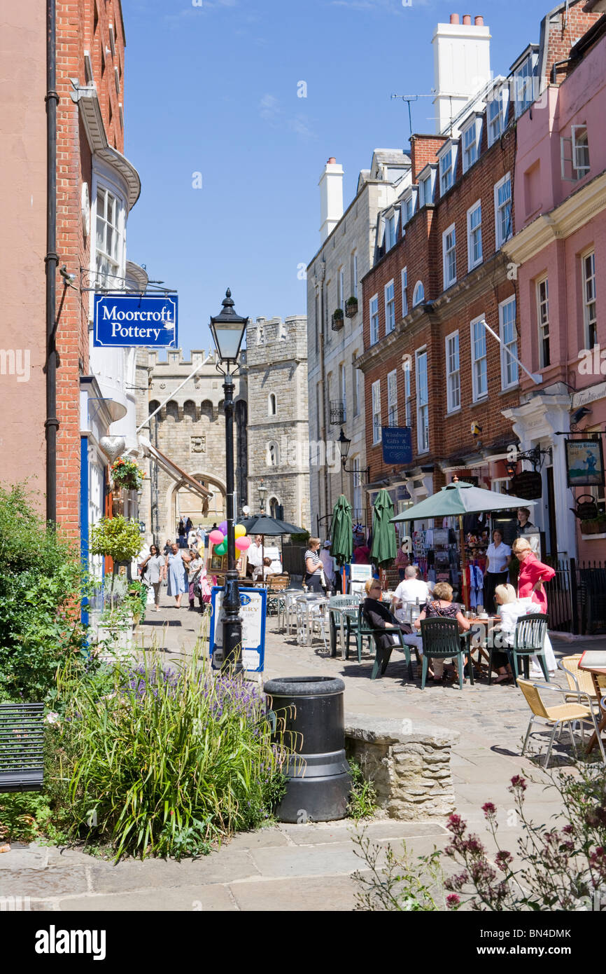 Windsor town berkshire hi-res stock photography and images - Alamy