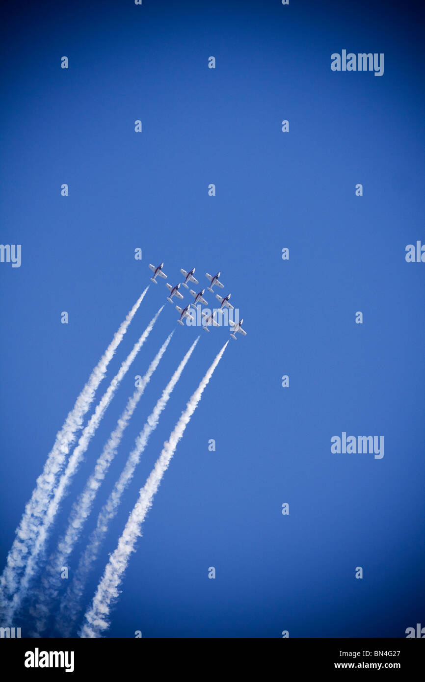 Aircraft formations hi-res stock photography and images - Alamy