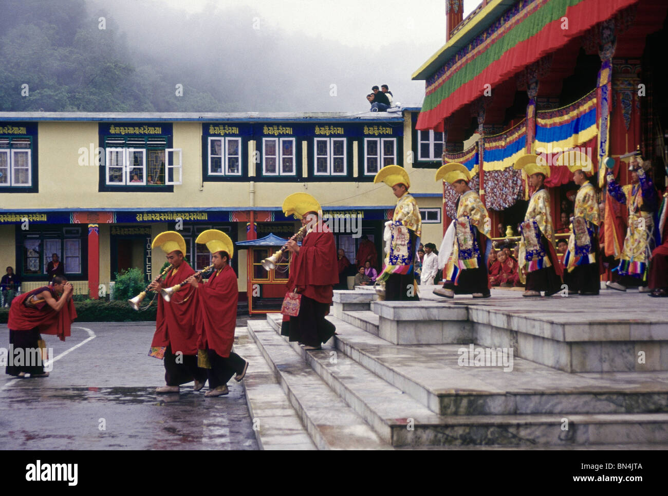 Sikkim dance hi-res stock photography and images - Alamy