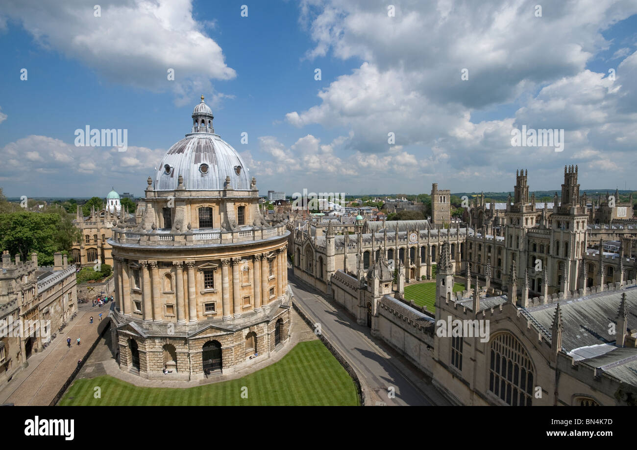 Radcliffe Camera and Radcliffe Square, Oxford, UK Stock Photo - Alamy