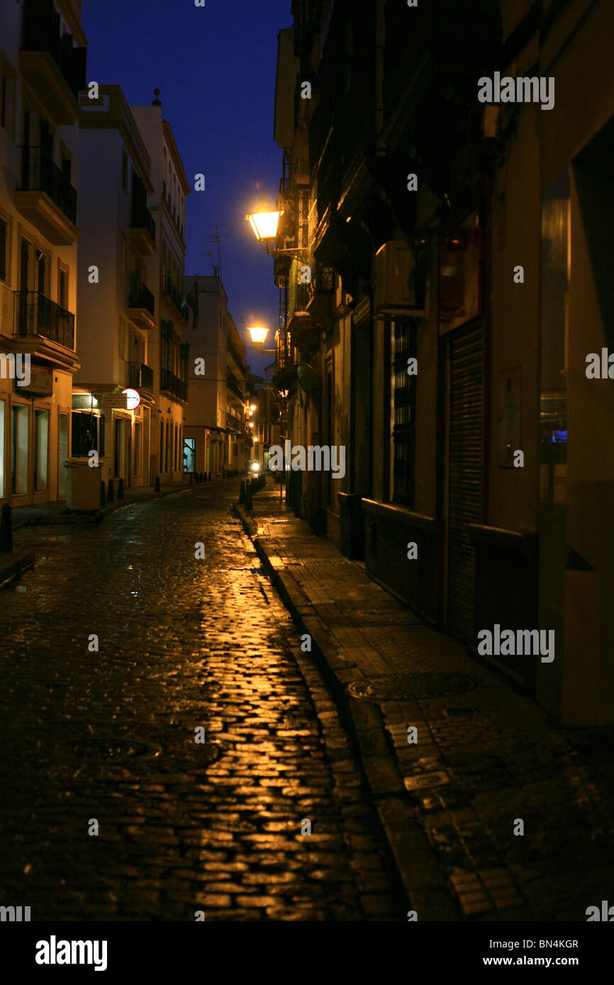Empty spanish street hi-res stock photography and images - Alamy