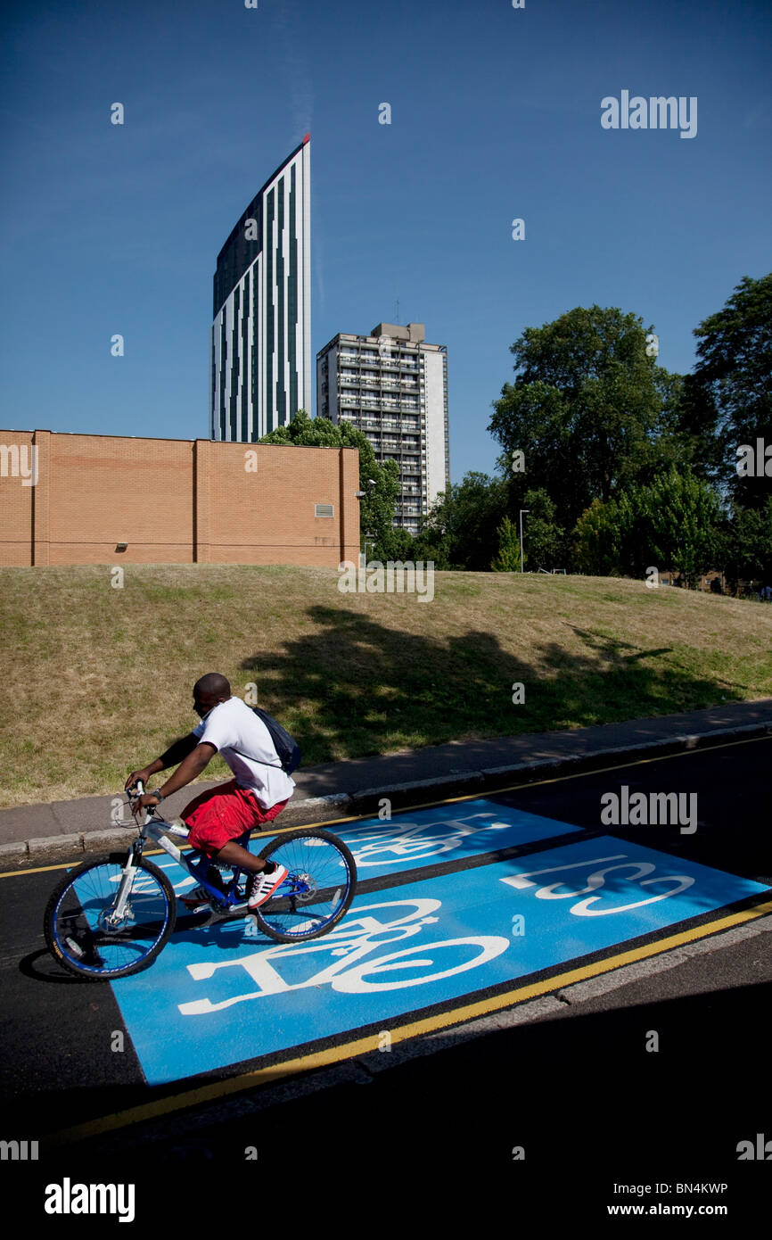 Cycle Superhighway route, London. Here the CS7 route is one of the ...