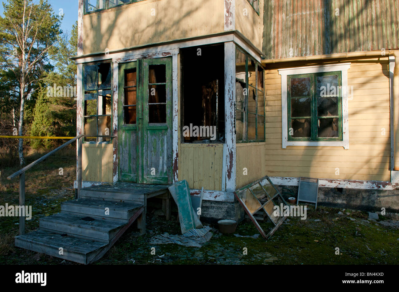 Wrecked housing hi-res stock photography and images - Alamy