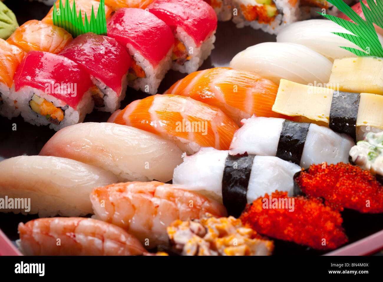 Scallop sashimi hi-res stock photography and images - Alamy