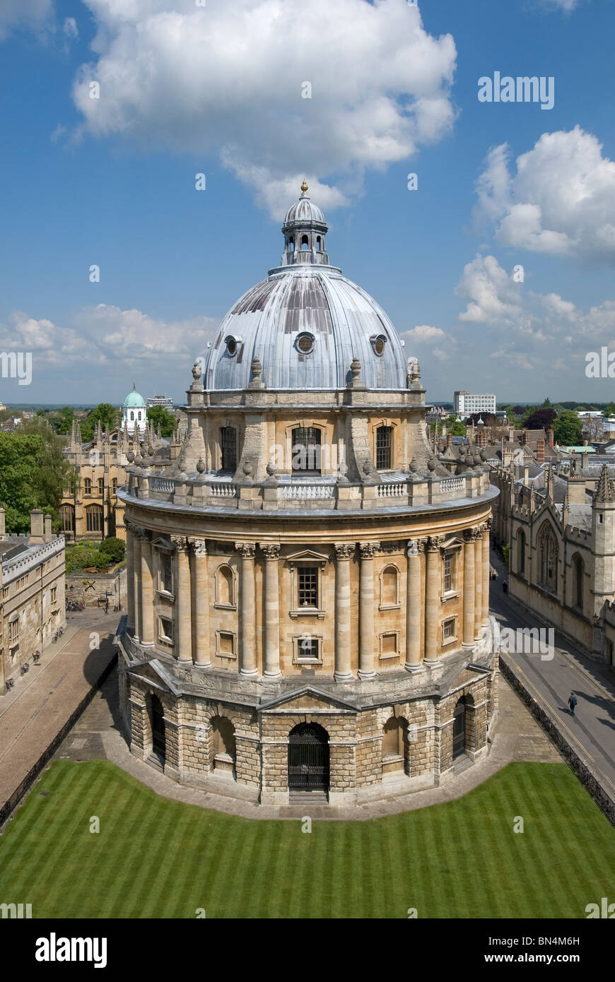 Radcliffe Camera and Radcliffe Square, Oxford, UK Stock Photo - Alamy