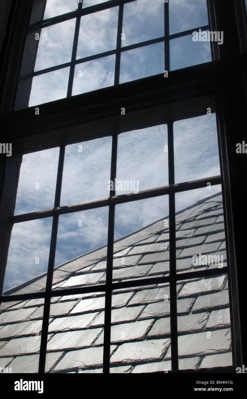 Sash window and slate roof Stock Photo - Alamy