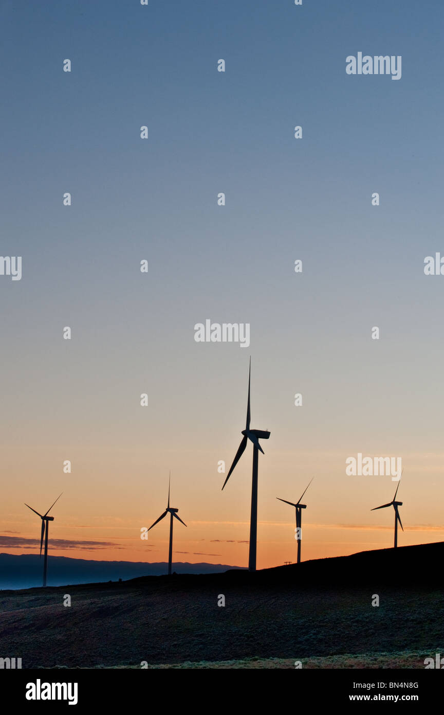 Green ridge windmill hi-res stock photography and images - Alamy