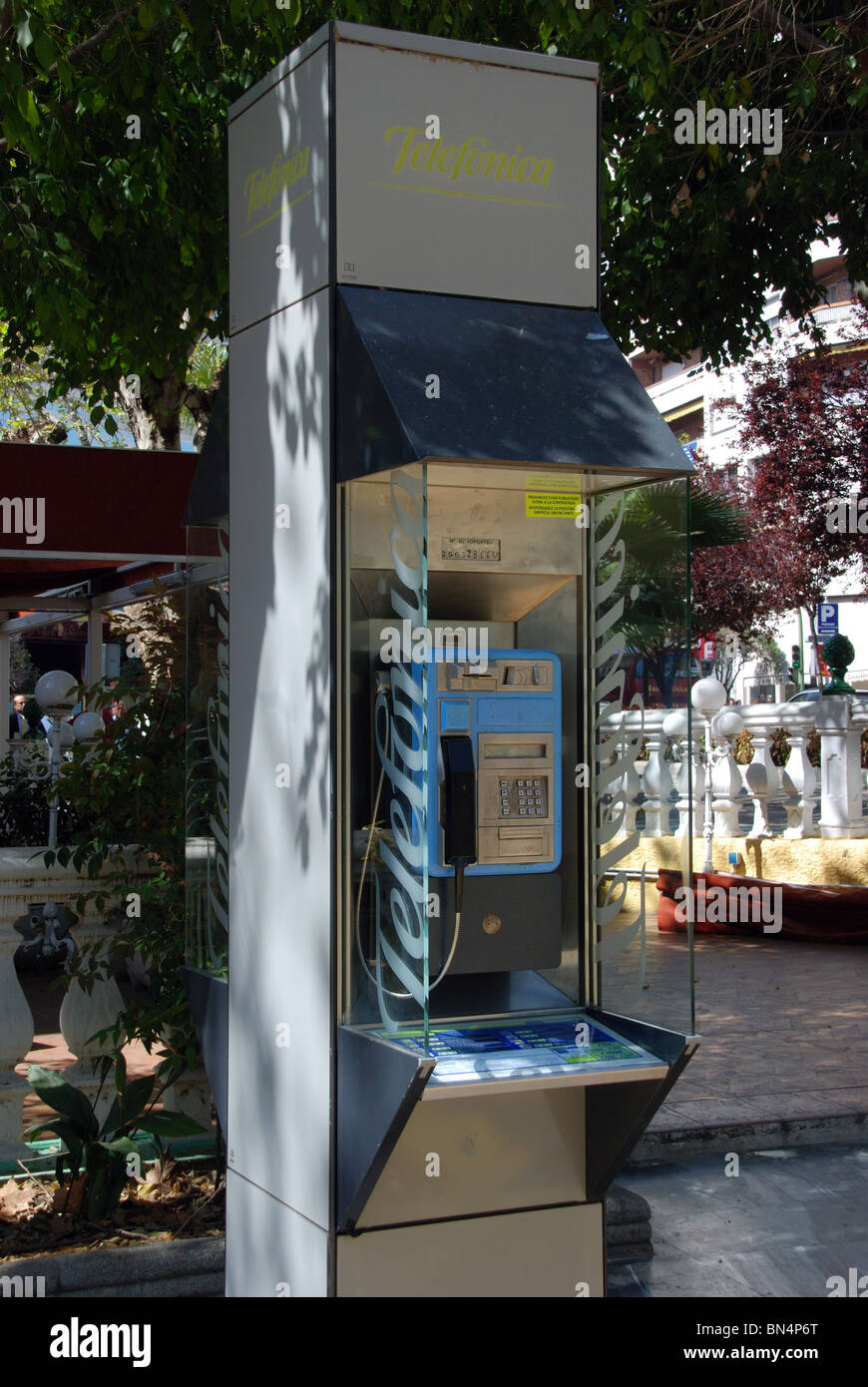Telephone box kiosk spain hi-res stock photography and images - Alamy