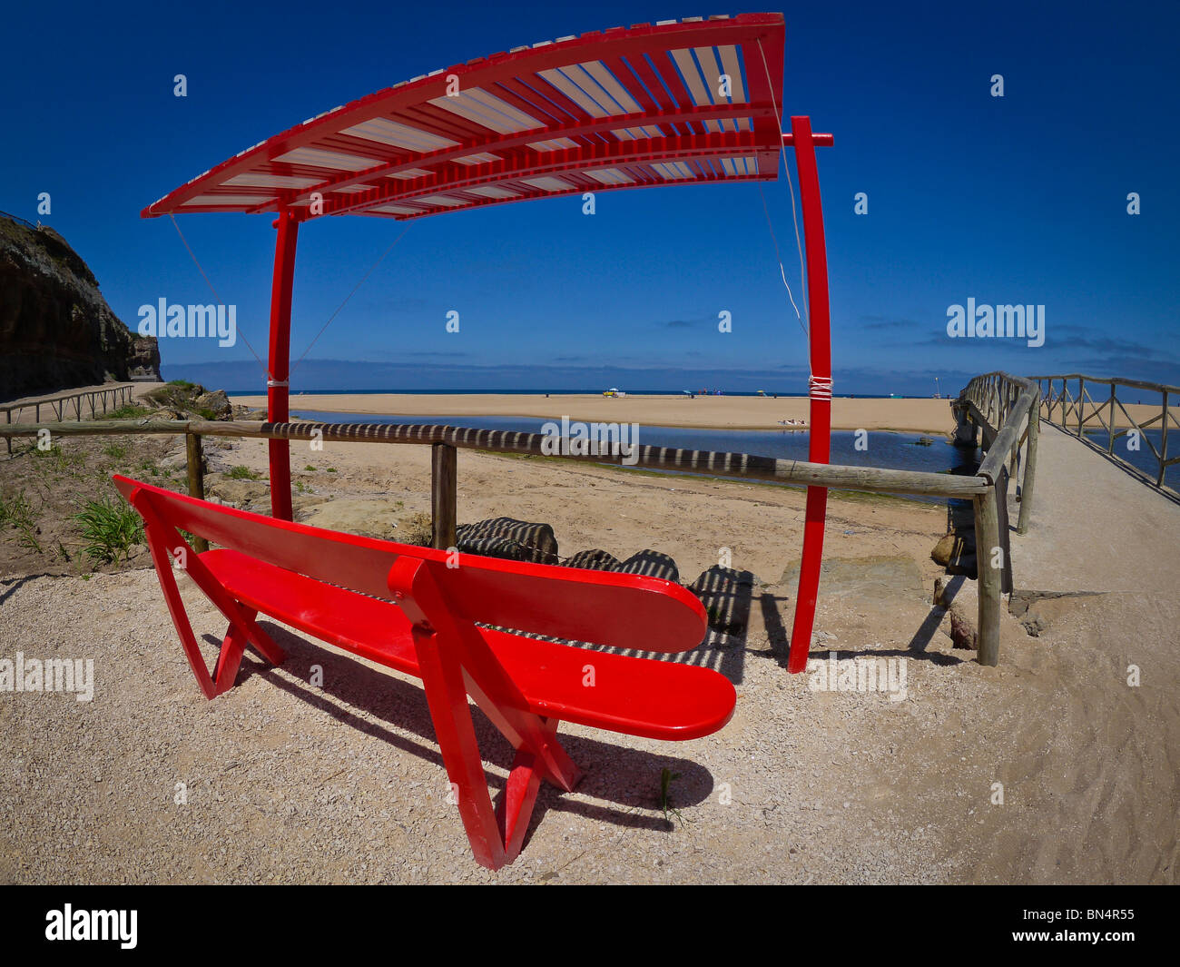 Bench beach hi-res stock photography and images - Alamy