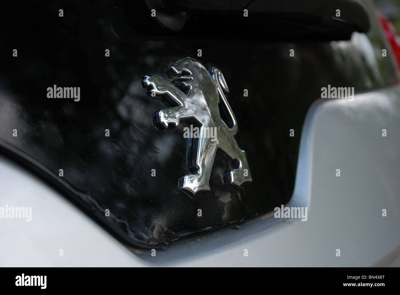 Peugeot Badge High Resolution Stock Photography and Images - Alamy