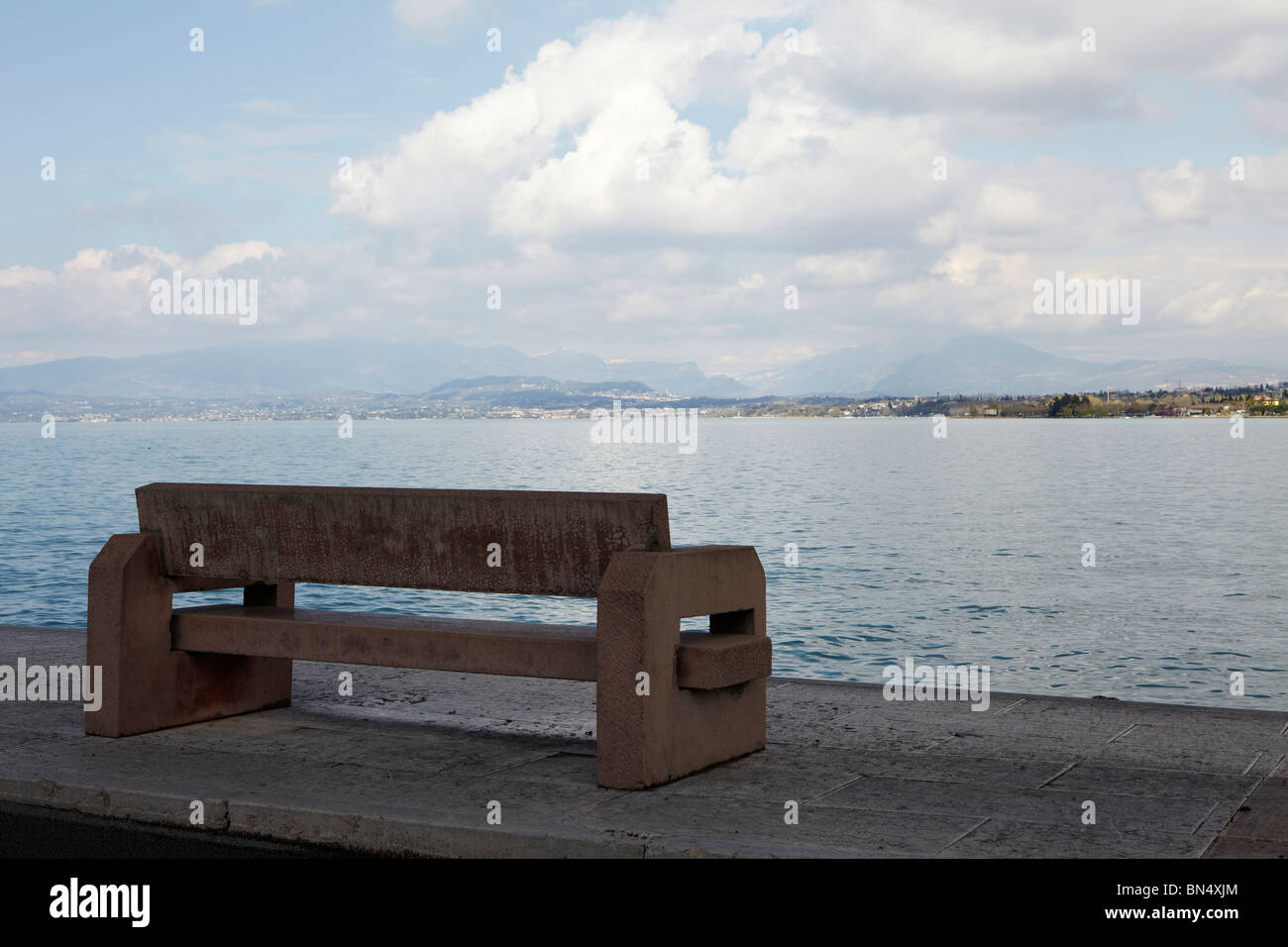 Bench overlooking Lake Garda, Italy Stock Photo - Alamy