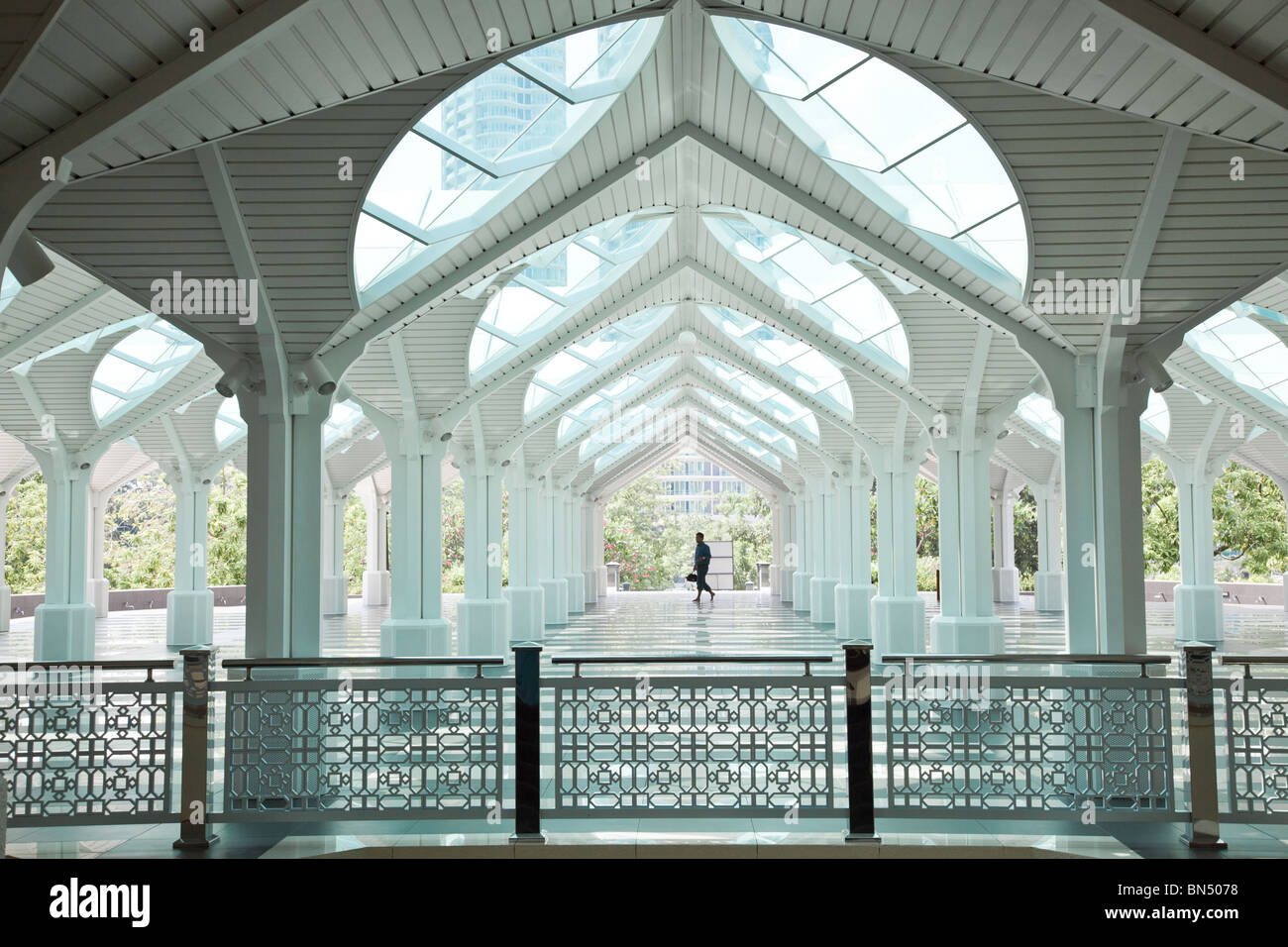 The Masjid Asy-Syakirin Mosque (Gratitude Mosque), next to the Petronas ...