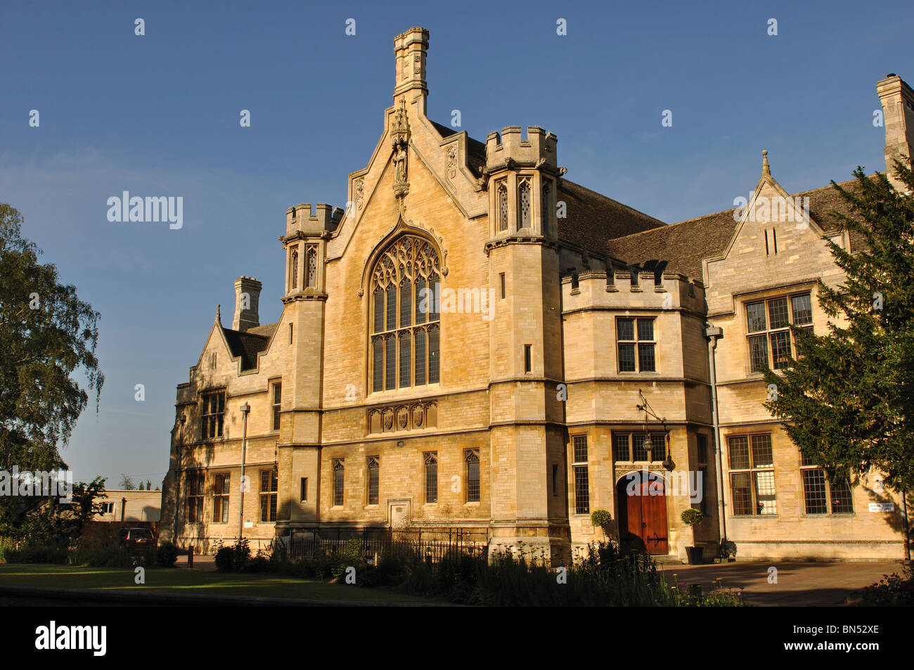 Oundle school hi-res stock photography and images - Alamy