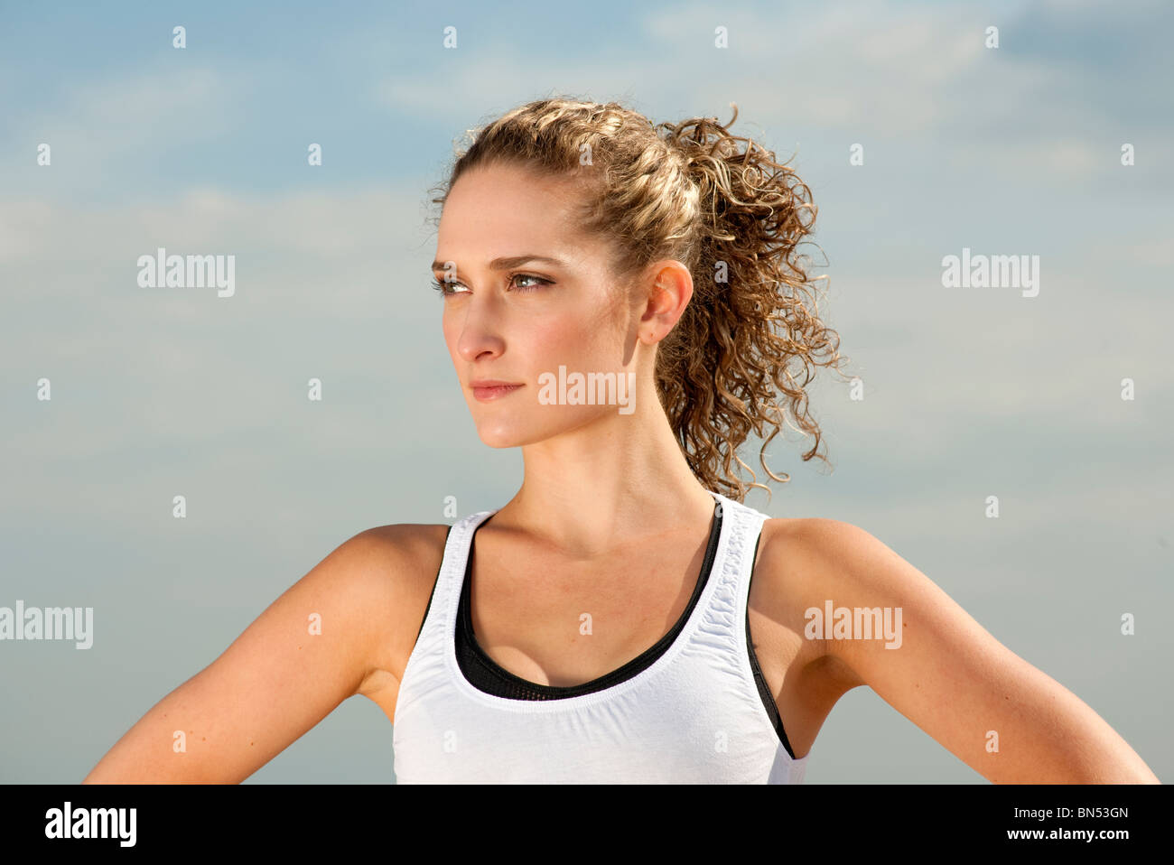 woman headshot thinking Stock Photo - Alamy