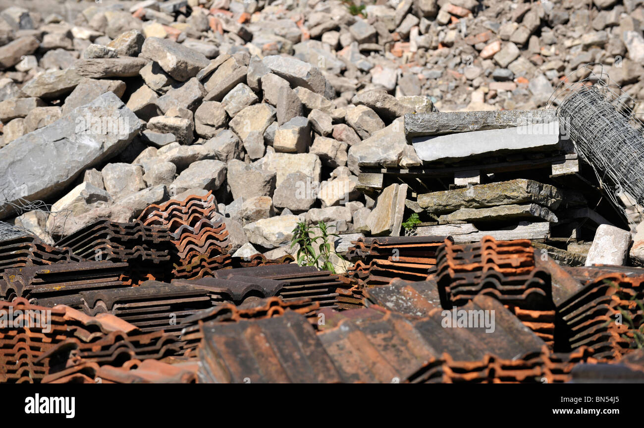 Building salvage hi-res stock photography and images - Alamy