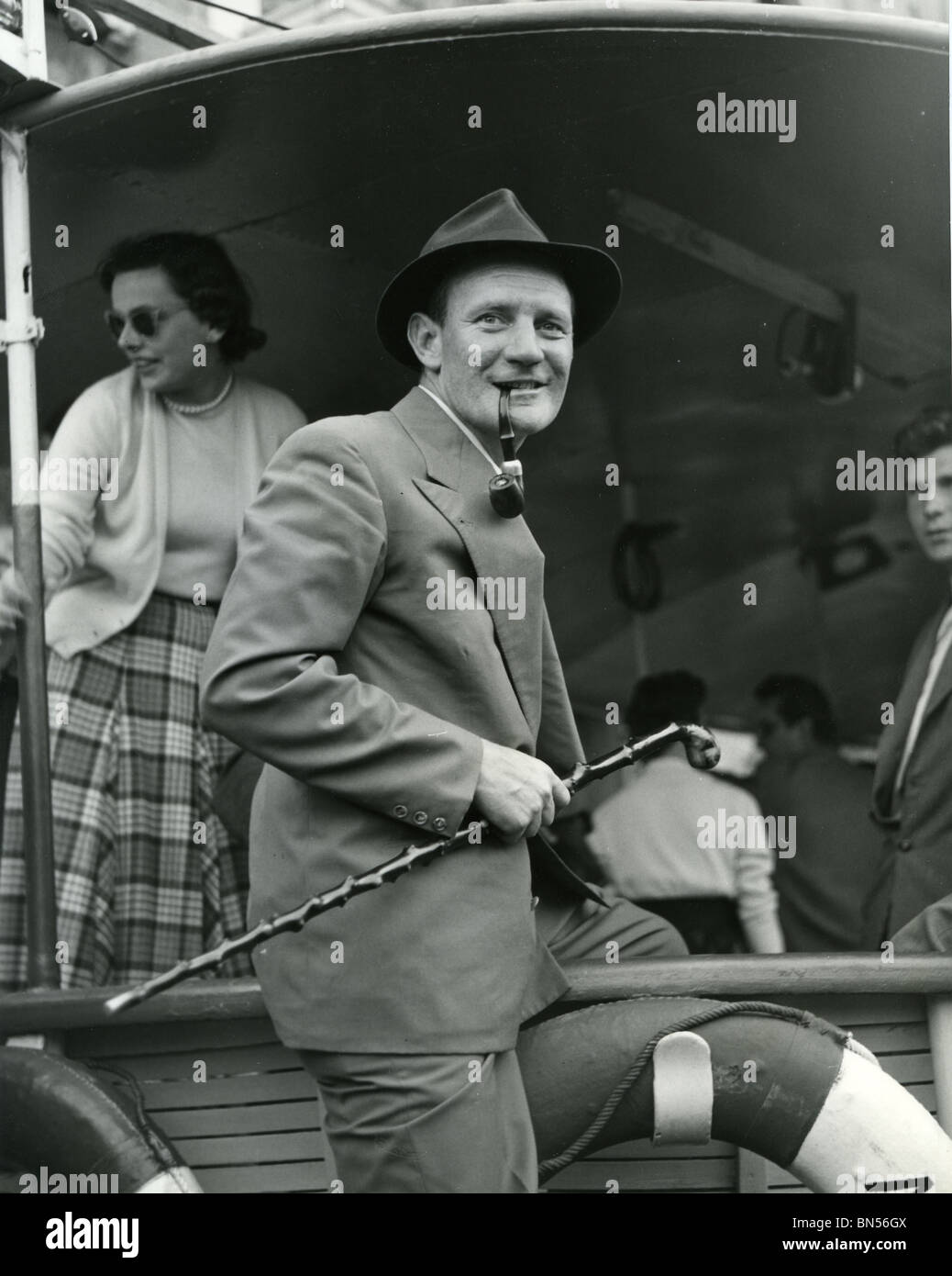 Actor trevor howard hi-res stock photography and images - Alamy