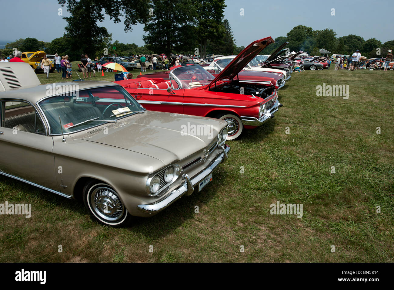 autos at a car show Stock Photo - Alamy